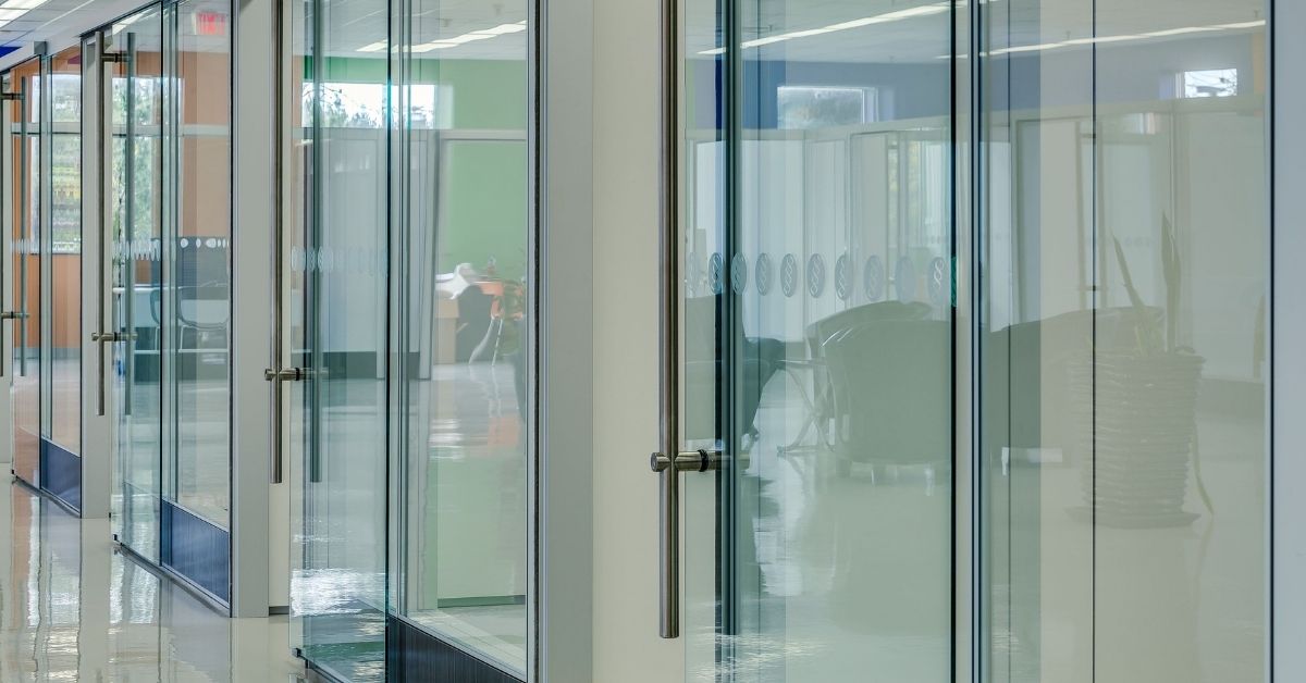 Glass Partitions: Breaking Down Barriers in the Workplace